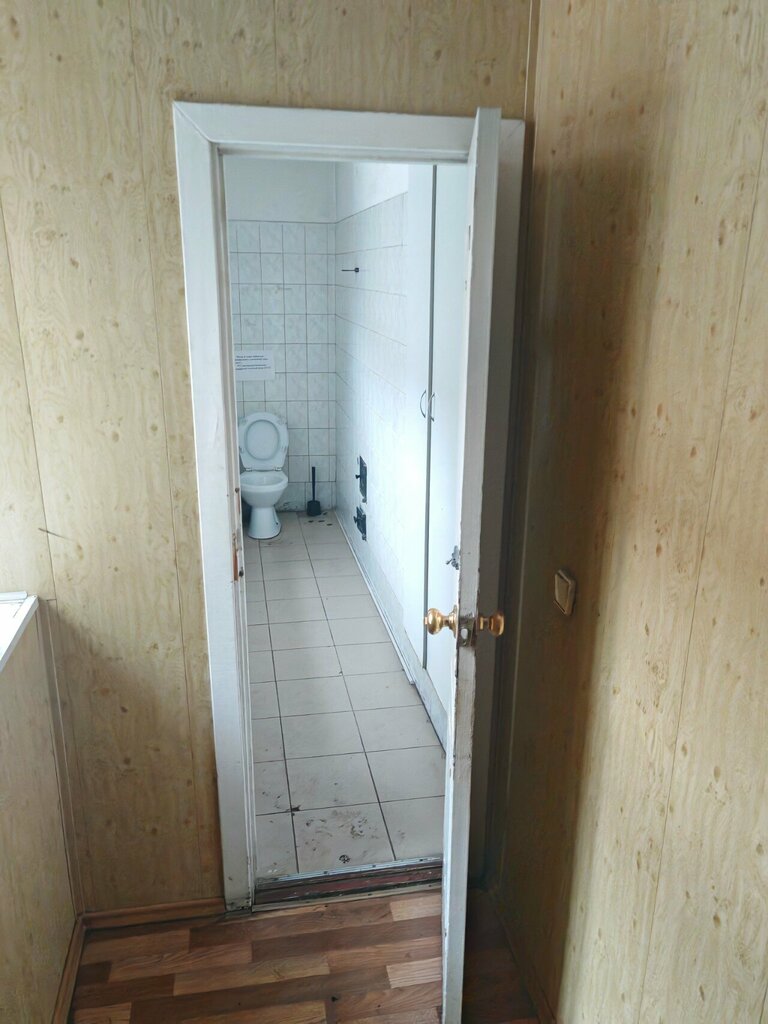 Tuvalet Туалет, Yekaterinburg, foto