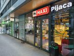 Maxi Pijaca (Stanoja Glavasa Street No:18), manavlar  Belgrad'dan