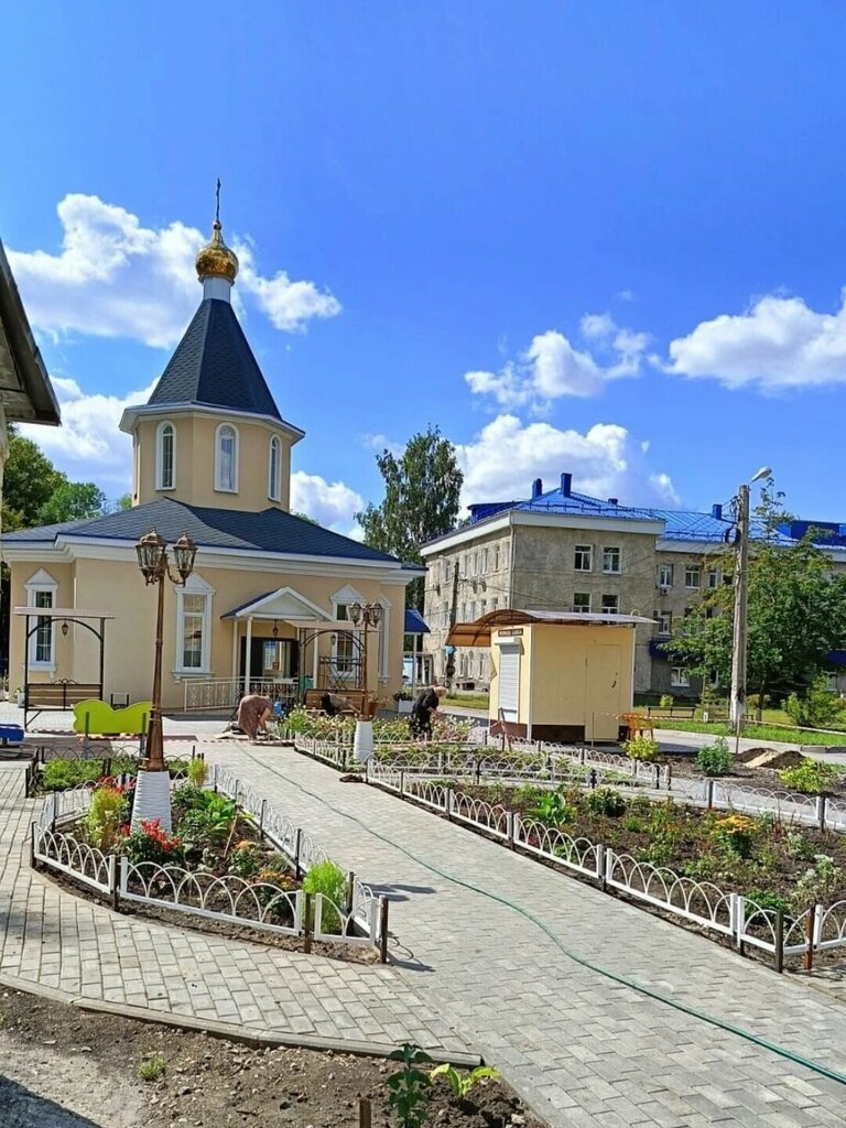 Ortodoks kiliseleri Храм в честь святителя Луки Крымского, Ulyanovsk, foto
