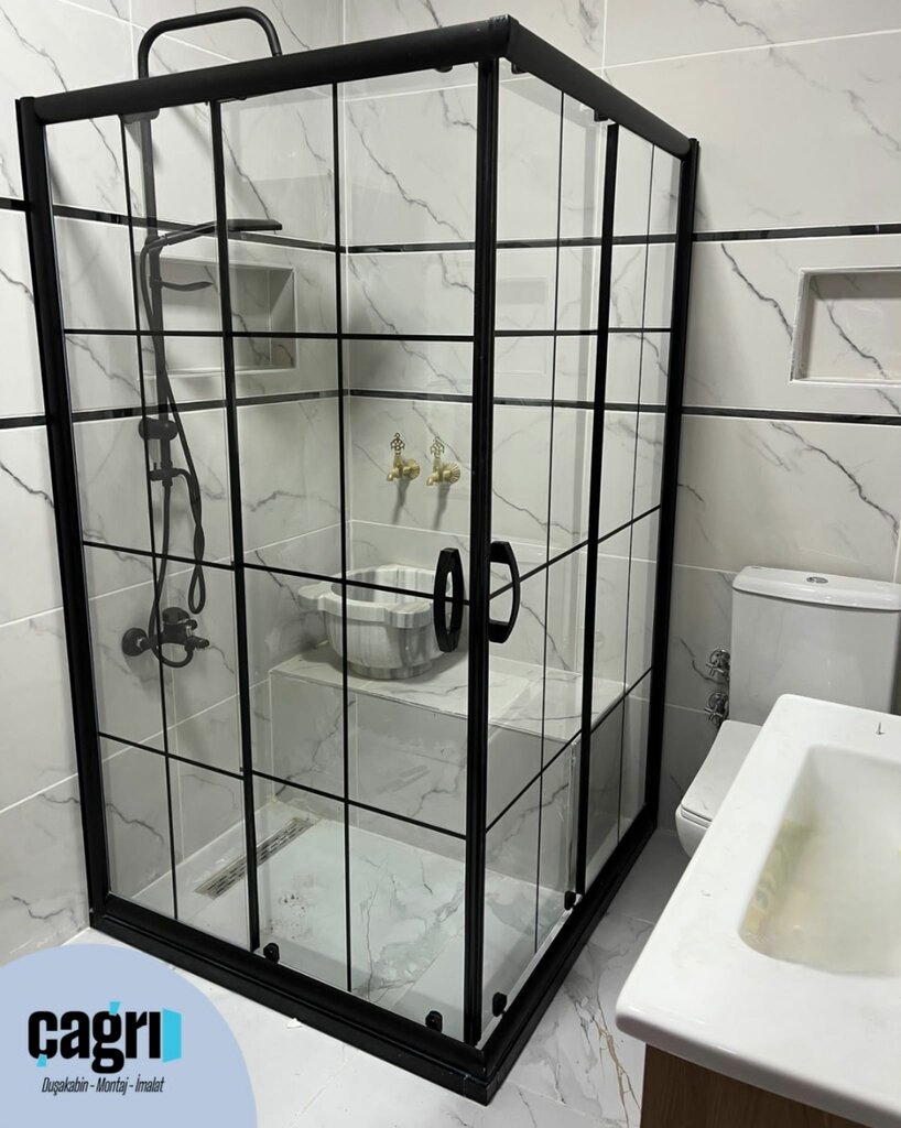 Pencere üretim ekipmanları Aks Duşakabin Ve Sineklik Sistemleri, İstanbul, foto