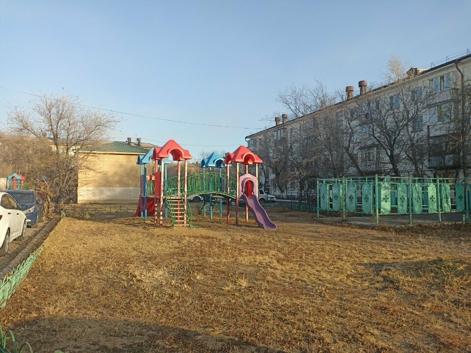 Oyun alanı Playground, Astana, foto