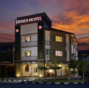 Ernes Hotel Bayu Mutiara (Penang, Jalan Low Yat), otel  Penang'dan