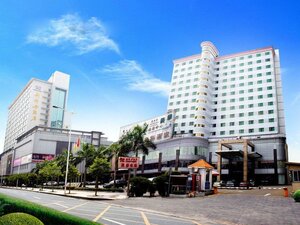 Metropolitan Hotel (Guangdong Province, Dongguan City), otel  Dongguan'dan