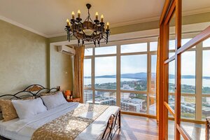Квартира 70м над Уровнем Моря (Gornaya ulitsa No:15С), otel  Gelencik'ten