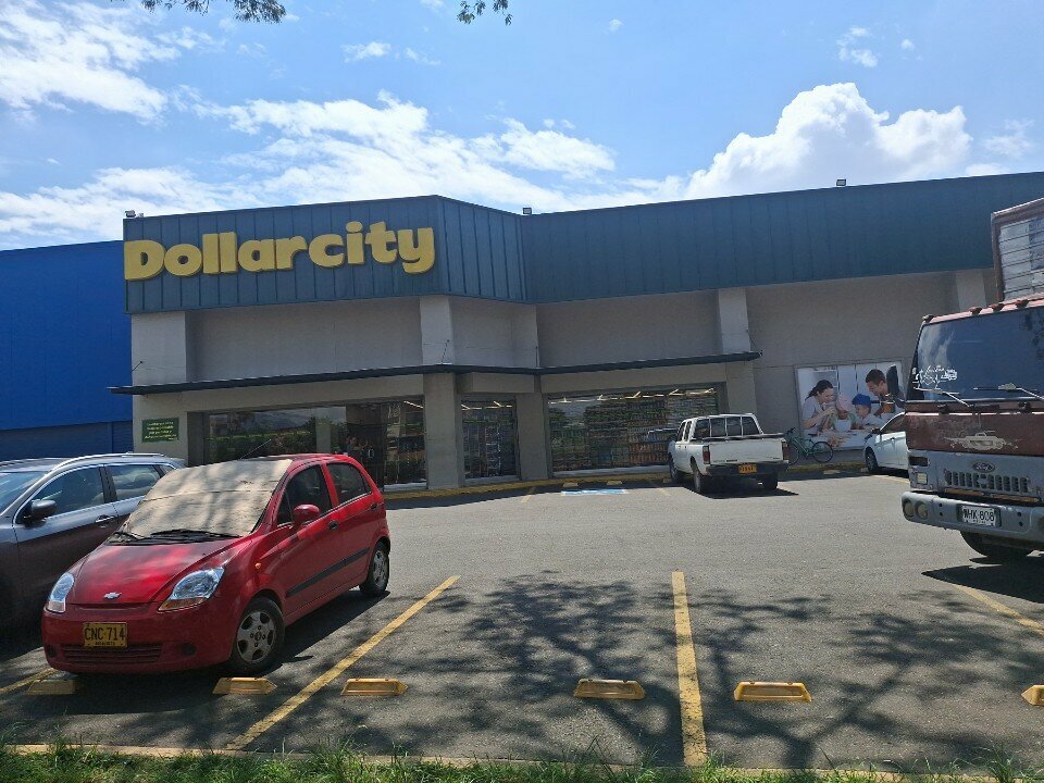 Alışveriş merkezleri Dollarcity Pasoancho Cali, Cali, foto