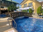 Hotel Chero (Davit Agmanenebeli Avenue No:454), otel  Kabuletti'den