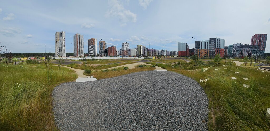 Kaykay parkı Памп-трек, Minskaya oblastı, foto