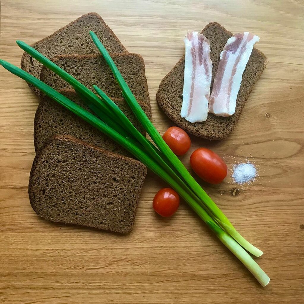 Ekmek fırını Kovrovskii hleb, Kaliningradskaya oblastı, foto