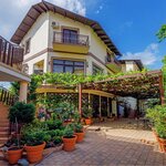Loris (Tolstogo Street No:15), konuk evi  Gelencik'ten