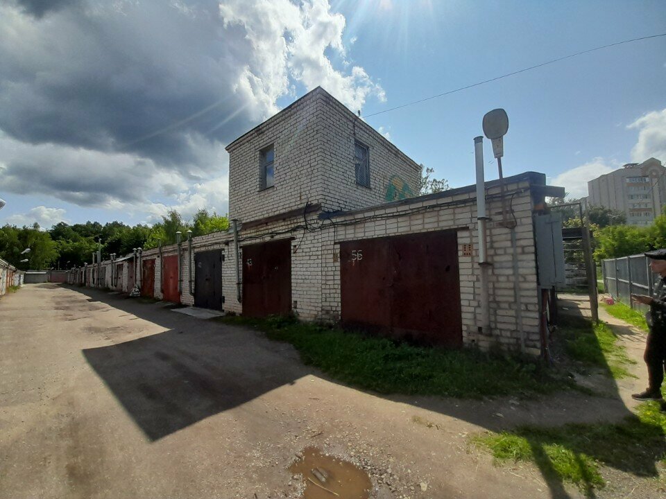Garajlar ГК Кинг, Smolensk, foto