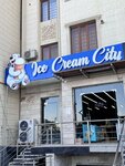Ice Cream City (Baha-ud-Din Naqshband Street No:155/8), dondurmacılar  Buhara'dan