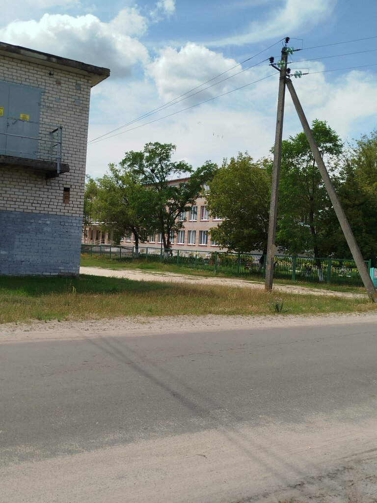 Ortaokul Srednyaya shkola Guo, Brestskaya oblastı, foto