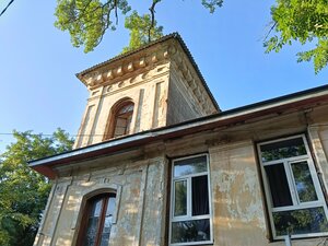 Дом управляющего царским имением Успенского (ulitsa Gaydara No:14, Dagomys Urban Settlement), turistik yerler  Soçi'den