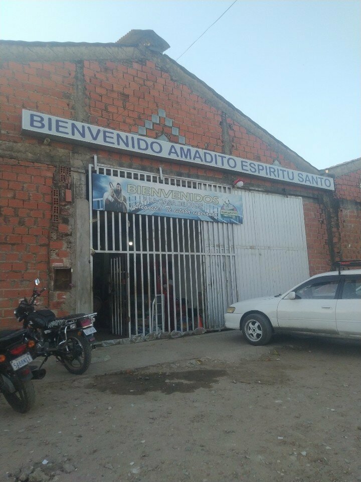 Protestan kilisesi Iglesia Central - Ministerio del Nuevo Pacto Poder de Dios, Santa‑Krus, foto