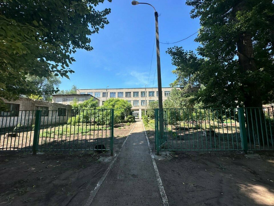 Ortaokul Srednyaya obshcheobrazovatelnaya shkola № 18, Balakovo, foto