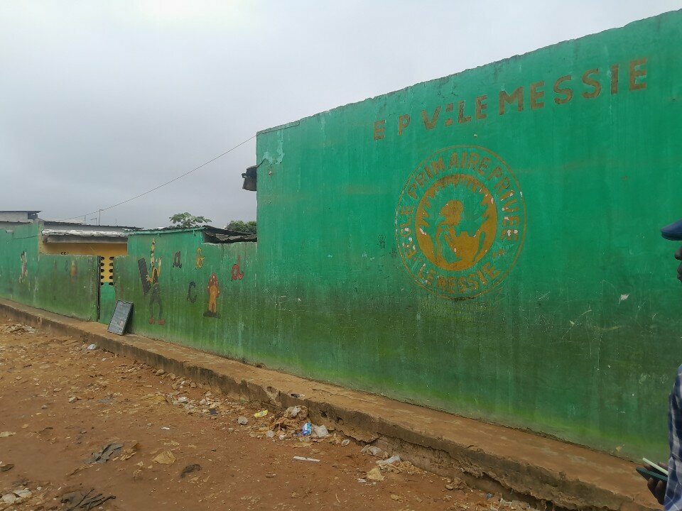 Özel okul Private Primary School The Messiah, Abican, foto