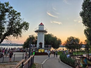 Дельфин (Ostuzheva Street No:2В, Voronezh), kültür ve eğlence parkları  Voronej'den