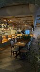 Isola (Portovaya ulitsa No:5к1), bar  Pionersky'den