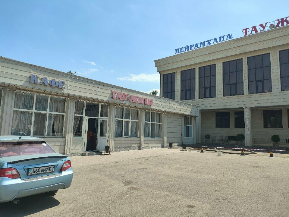 Kafe Tau Zholy, Almatı, foto