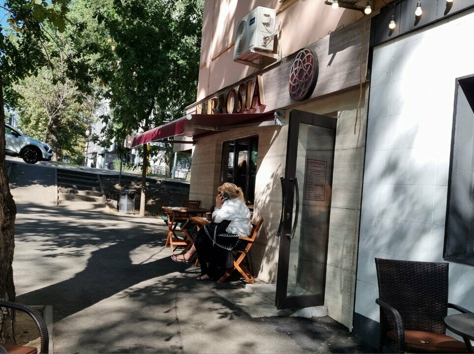 Kafe Ambrosia, Almatı, foto