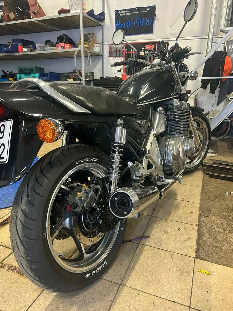 Motosiklet tamiri Space Moto, Minsk, foto