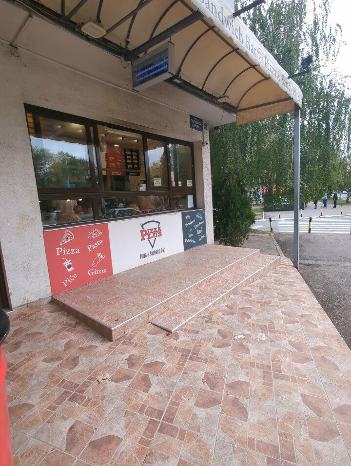 Fast food Pizza Plus, Belgrad, foto