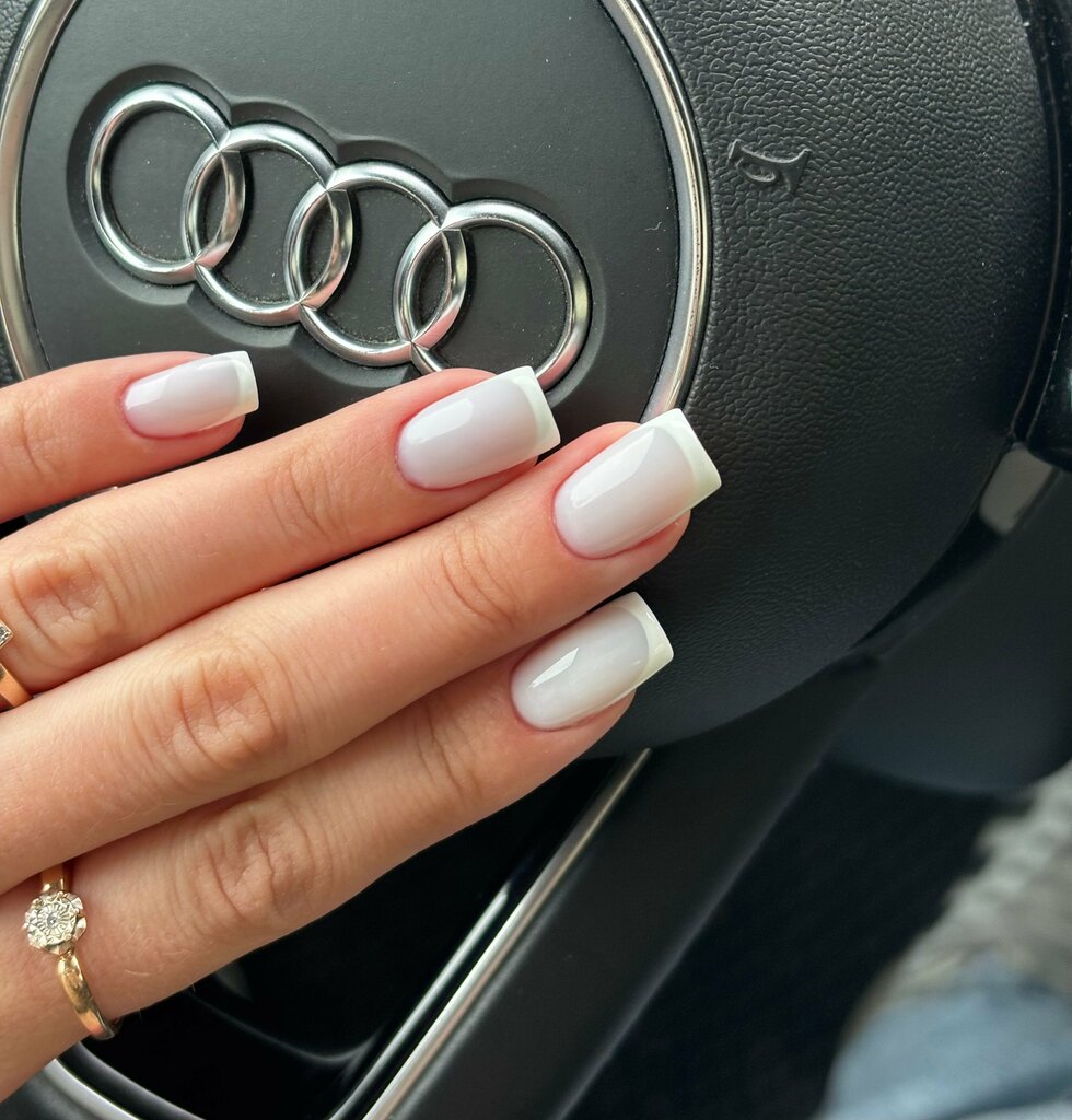 Manikür-pedikür Kristi&nails studio, Moskova, foto