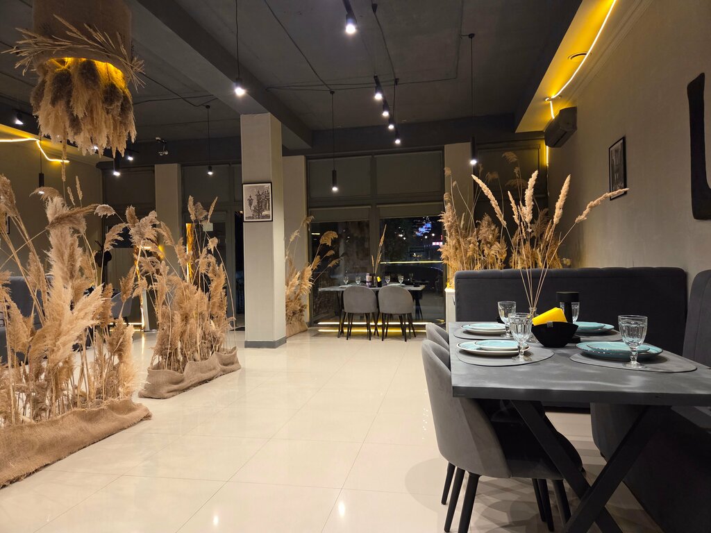 Kafe Кафе Luuma, Chinval, foto