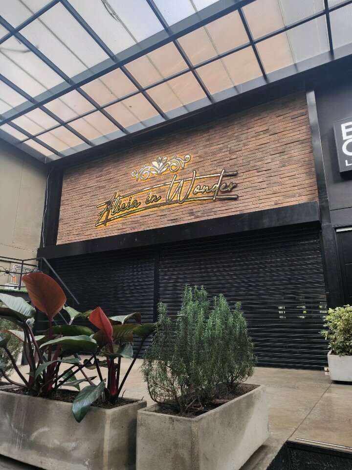 Kafe Alicia in Wonder, Medellin, foto