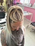 Braids studio (Moskovskaya ulitsa No:40), kuaförler  Petuşki'den