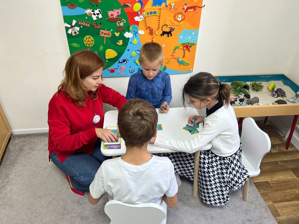 Konuşma terapistleri Шагай и Говори, Moskova, foto