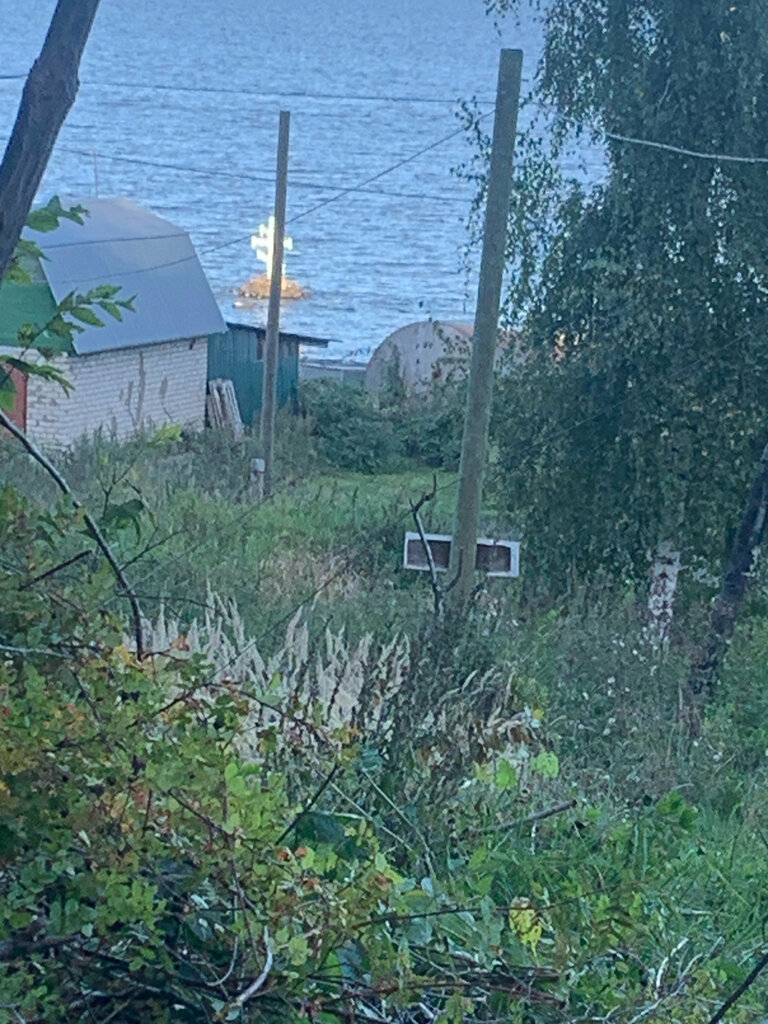 Şapel, haç anıtı Крест в память о Казанской церкви, İvanovskaya oblastı, foto