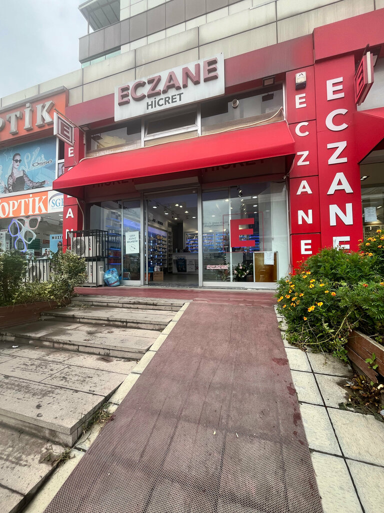 Eczaneler Hicret Eczanesi, İstanbul, foto