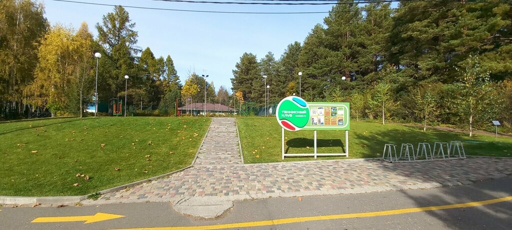 Tenis kortu Теннисный корт, Izhevsk, foto