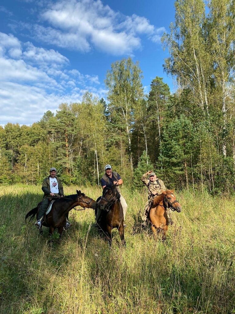 At ve binicilik kulüpleri КТК Ельдякская крепость, Başkurdistan, foto