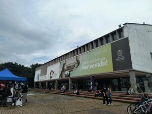 Biblioteca Central Gabriel García Márquez (Bogotá, Carrera 30 Avenue, 45-03/ED-102), kütüphaneler  Bogota'dan