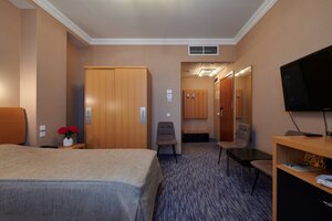 Grinn (Kromskoye shosse No:4, Oryol), otel  Orel'den