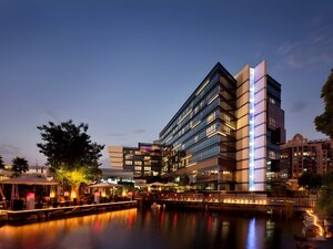 Jumeirah Creekside (Jumeirah Creekside, Al Garhoud, Deira, Dubai), otel  Dubai'den