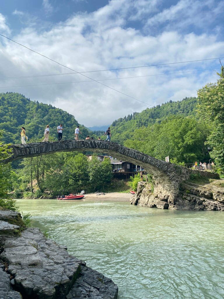 Turistik yerler Махунцети Мост Царицы Тамары, , foto