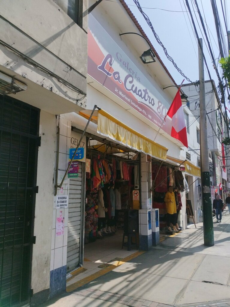 Giyim mağazası La Cuatro 80, Lima, foto