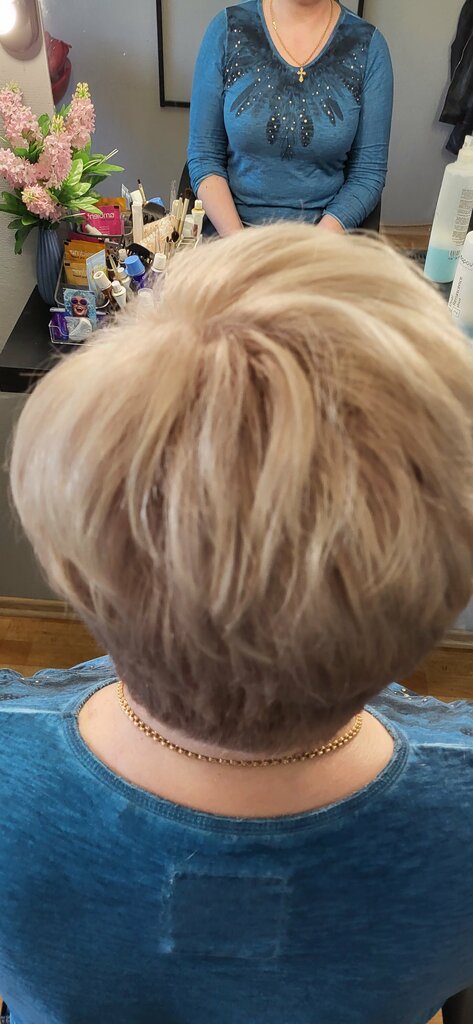 Kuaförler Мастерская парикмахера Натальи Любимовой, Pskovskaya oblastı, foto