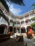 Casamia Felici (Ardzinba Avenue No:187), otel  Gagra'dan