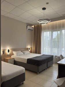 Mozart (ulitsa Gogolya No:86А, Dinskaya stanitsa), otel  Krasnodarski krayından