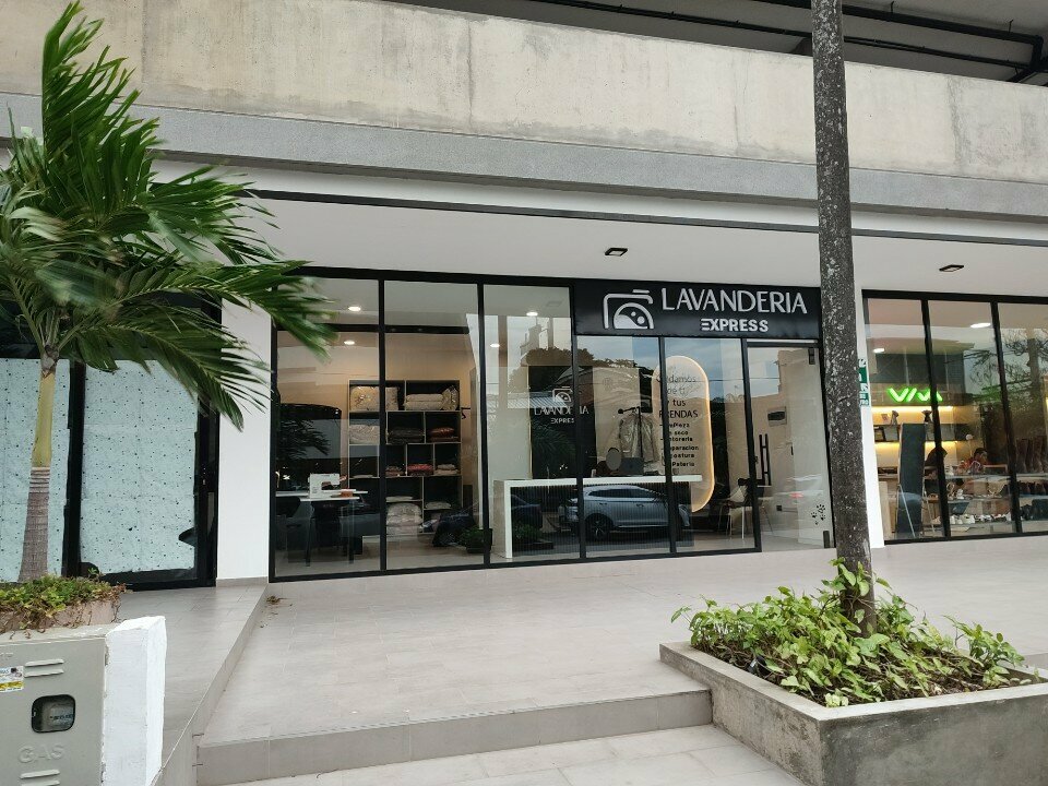 Çamaşırhaneler Lavandería Express, Santa‑Krus, foto