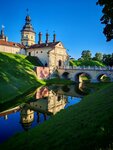 Niasviž palace and park complex (Zamkavaja vulica No:2), turistik yerler  Nesvizh'ten
