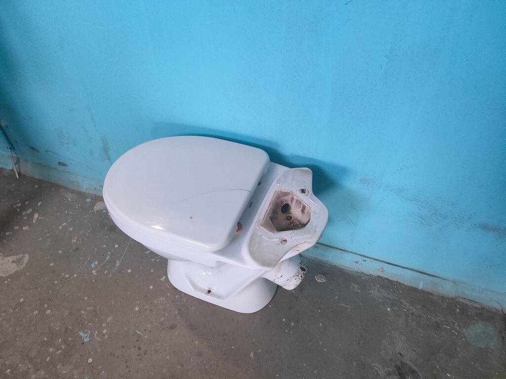 Alışveriş merkezleri Торговый центр Аквариум, Anadyr, foto