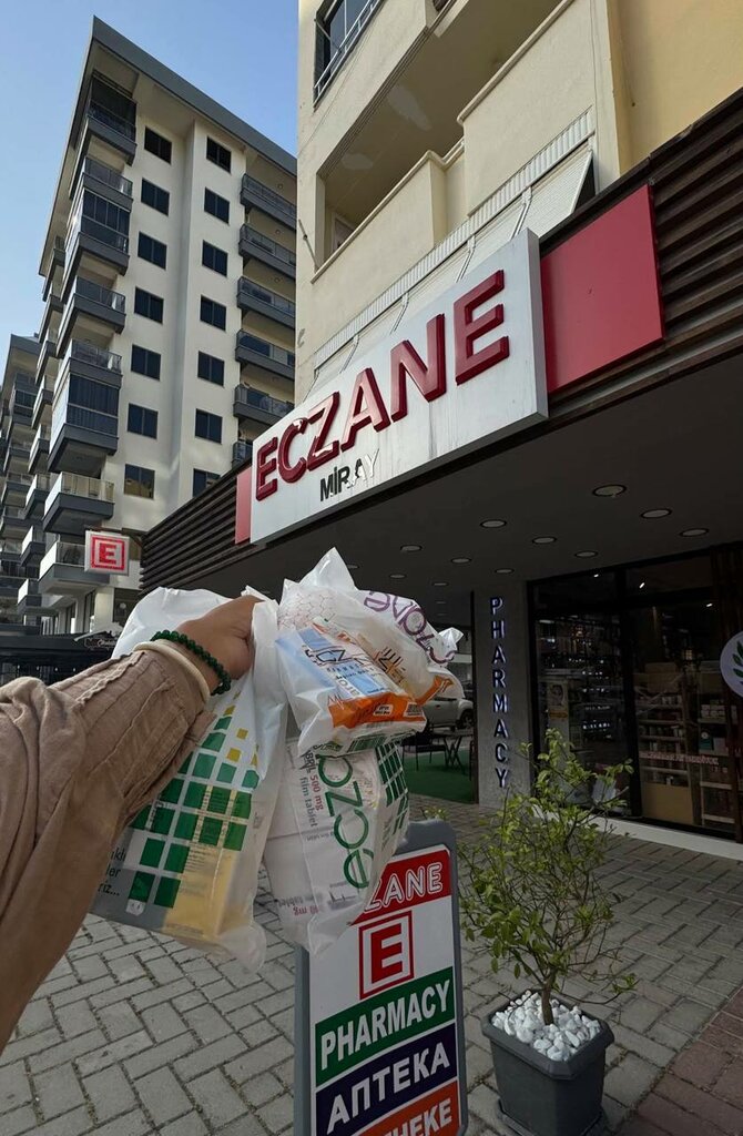 Eczaneler Miray Eczanesi, Alanya, foto