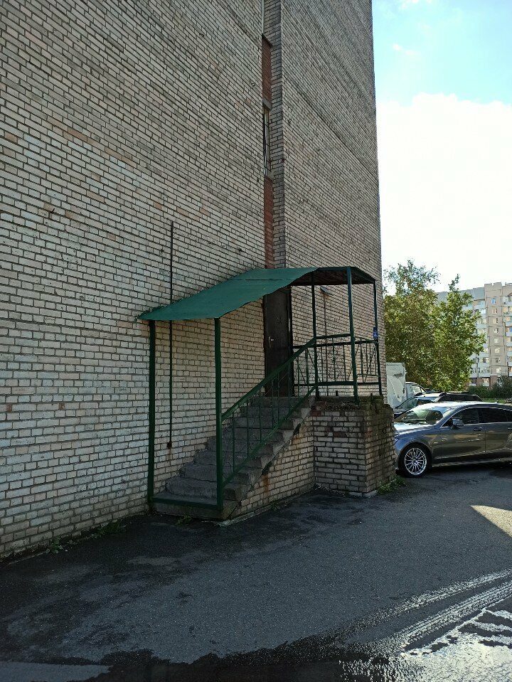 Evsizler için sığınma evleri Рабочий дом, Saint‑Petersburg, foto