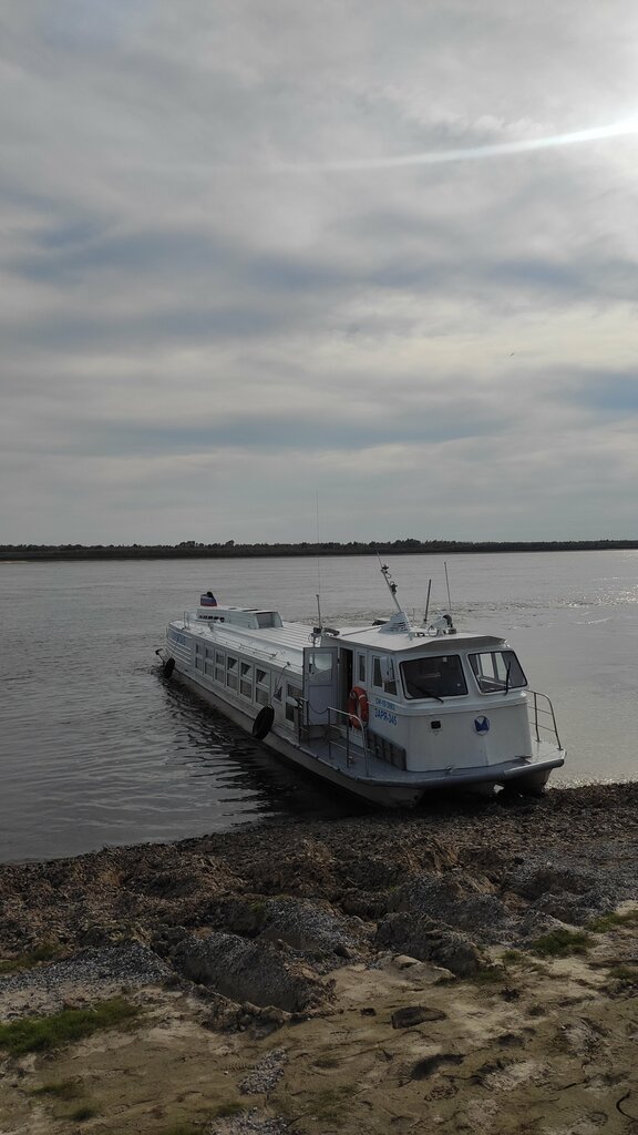 i̇skele пристань Пионерный, Hantı‑Mansi Özerk Okrugu, foto