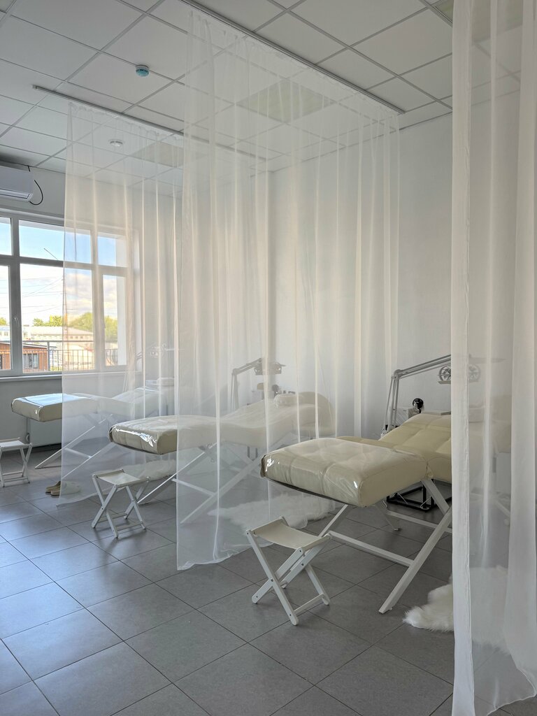 Kaş ve kirpik salonu Shepot, Krasnoyarsk, foto